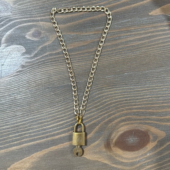 Louis Vuitton | Jewelry | Louis Vuitton Padlock Set Lock 1 Key 221 With ...